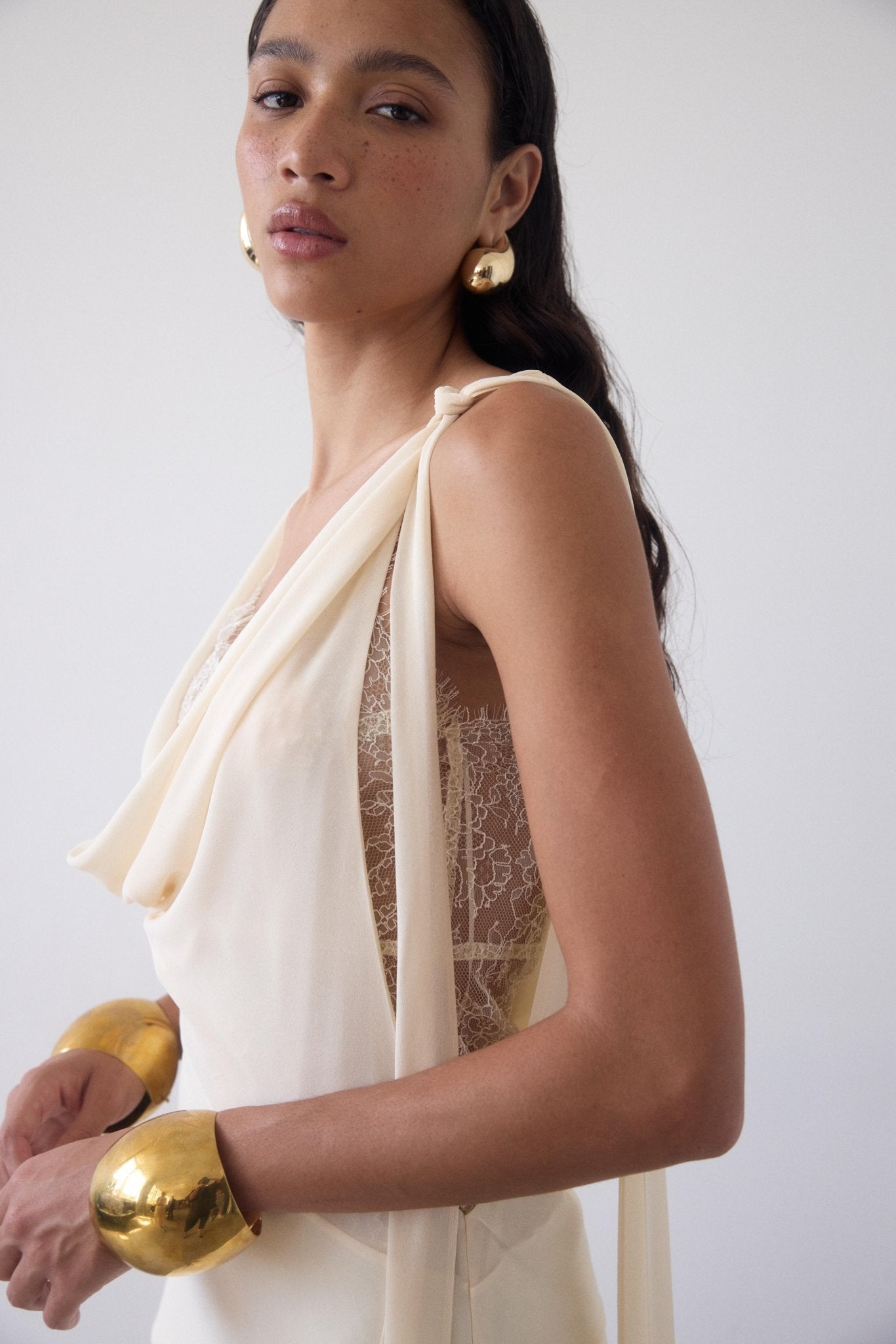 MISTRAL MIDI DRESS IN CREAM CHIFFON & LACE – DE LA VALI OFFICIAL