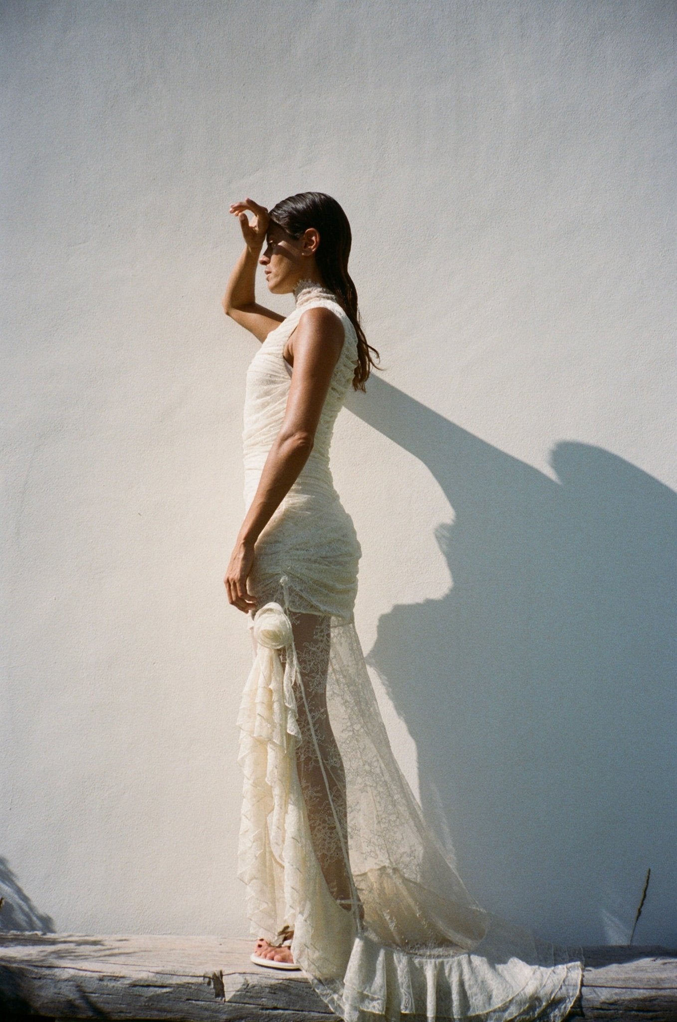 AUSTERE MAXI DRESS IN IVORY LACE – DE LA VALI OFFICIAL